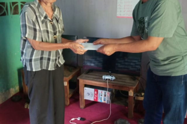 Penyerahan Pinjaman PEP ZAKATEL PC Blitar